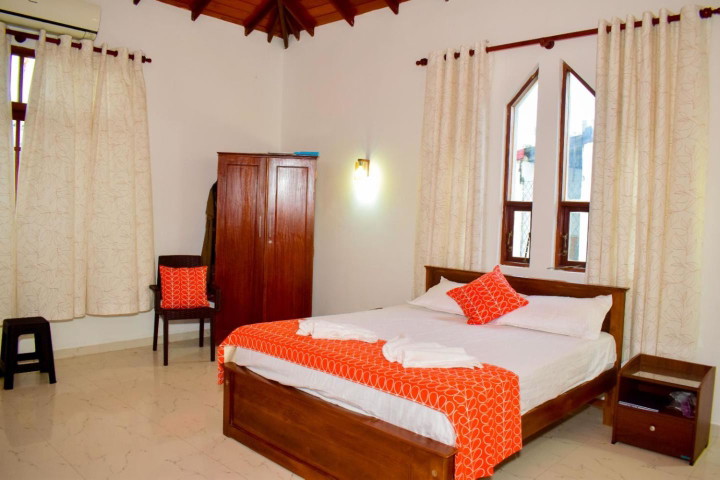 Modern Villa Retreat In Dehiwala - Colombo