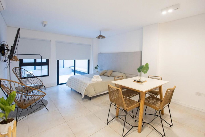 Estudio Moderno Con Pileta-zona Tranquila - Salta
