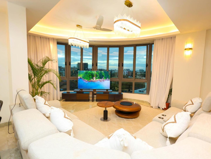 Nauras Towers 2 Bedroom Beachfront Apartment - Mombasa