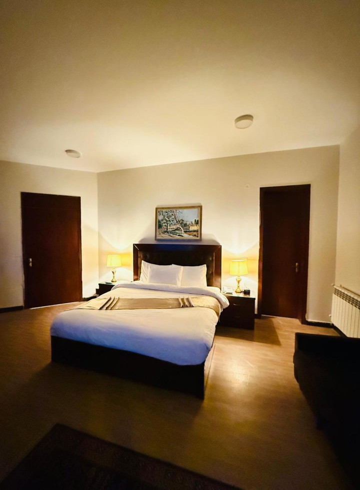 Rockcliff Resort King Suite - Pia Park - Kashmir Point Murree - Pakistan