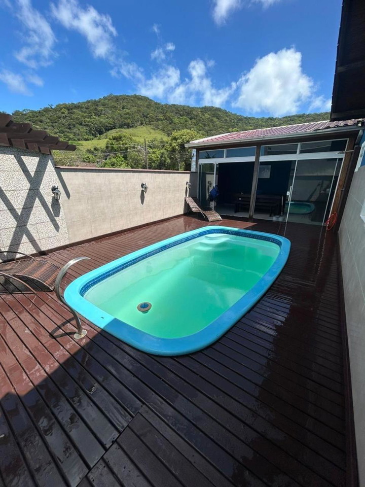 Casa De Praia Em Bombinhas - Porto Belo