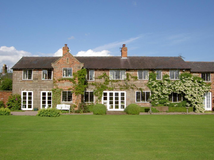 Manor Farm - Tarporley