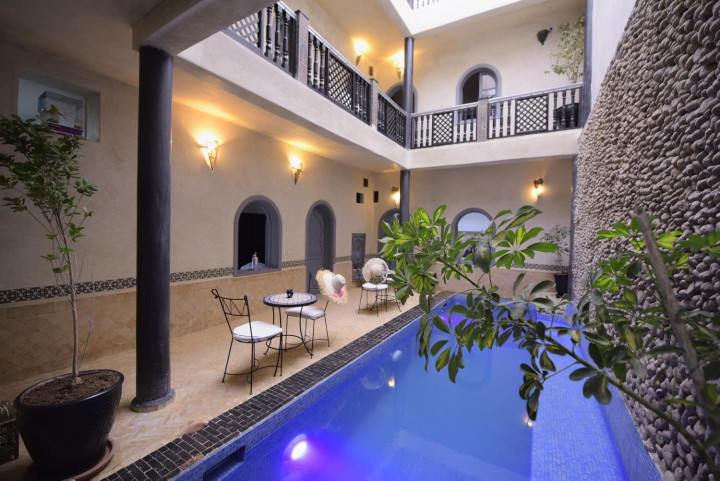 Kasbah Red Castel Hostel - Marrakesh