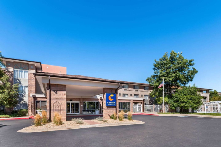 Comfort Inn & Suites Boulder - Boulder, CO