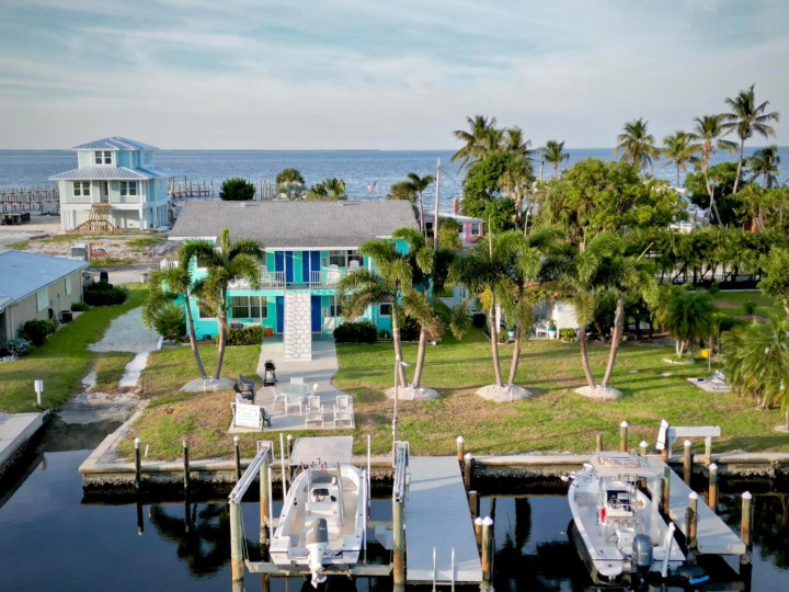 Pirates Cove Inn & Marina - Boca Grande, FL