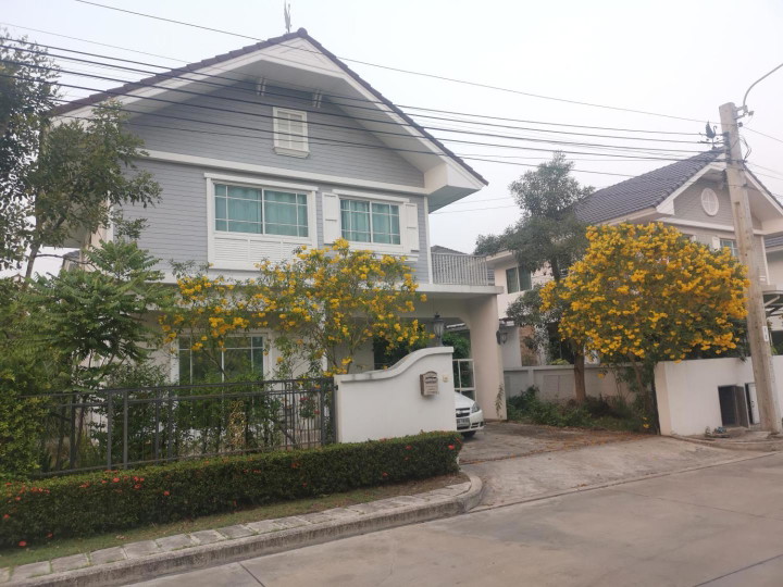 Wanaleesirisuvarnaphumihouse - Bangkok