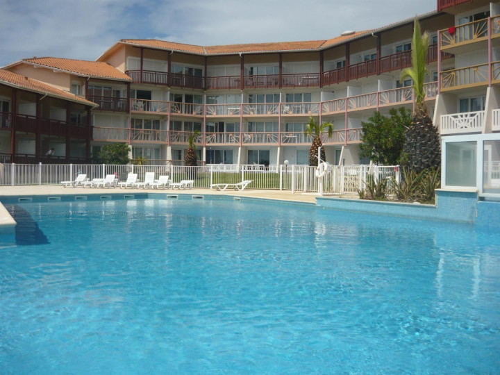 Appartements à Côté Lac Marin De Port D'albret - France