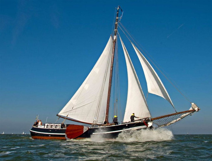 Tjalk Schip Orion Enkhuizen - Alankomaat