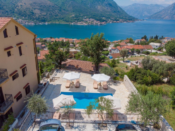 Kotor Sunset Apartments - 코토르