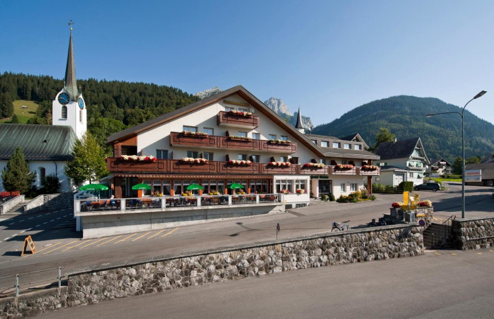 Hotel Sonne - Suisse