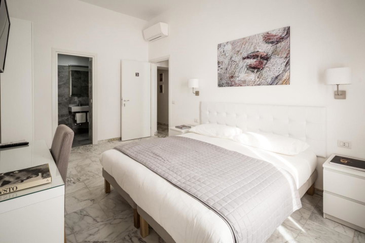 Vinci House - Monti