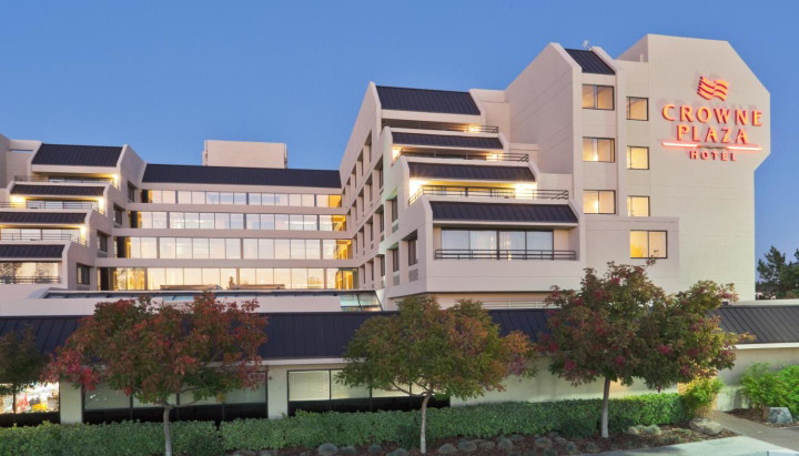 Crowne Plaza Hotel Foster City-san Mateo By Ihg - San Carlos, CA