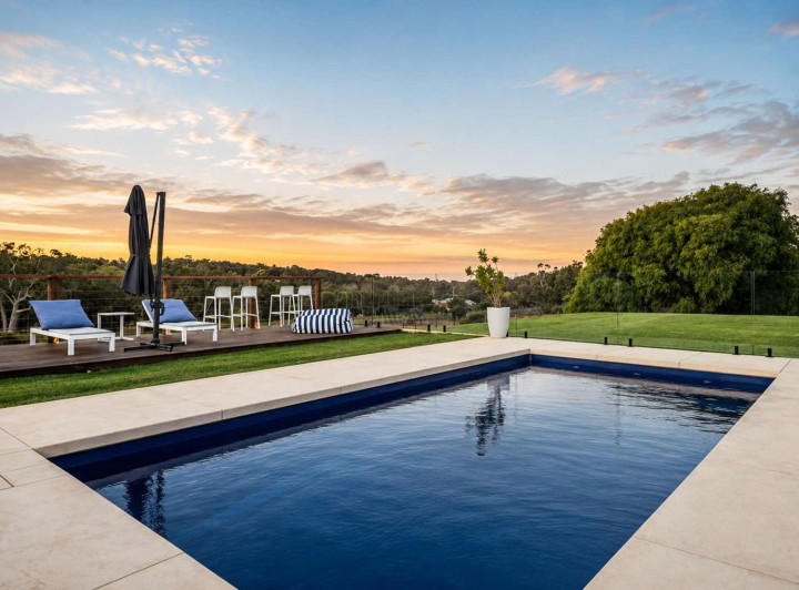 The Loop - Rural Retreat With Pool & Valley Views - Dunsborough
