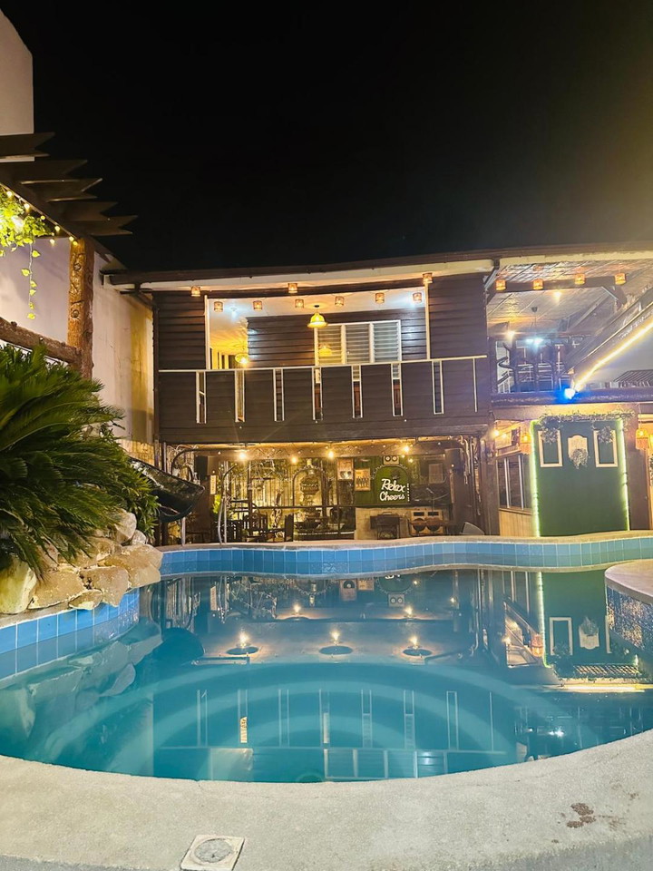 Raneville Hotspring Private Resort - Calamba