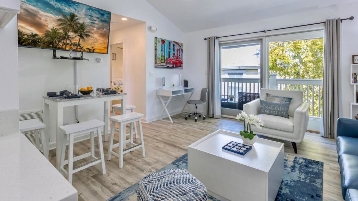 Soul Of Duval By Last Key Realty - Key West, FL