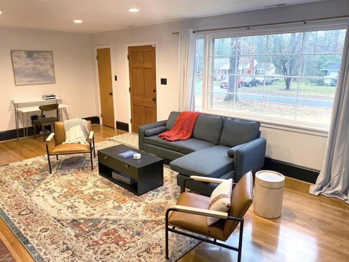 Renovated Modern Home Minutes To Downtown Richmond - Richmond, VA