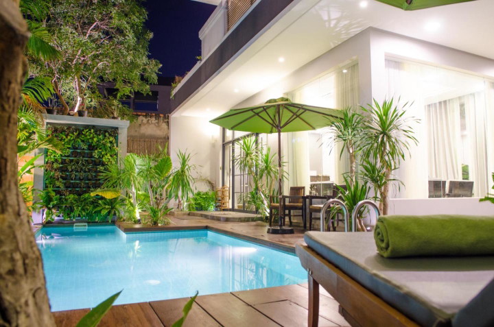 Hotel Five.s - Cambodia