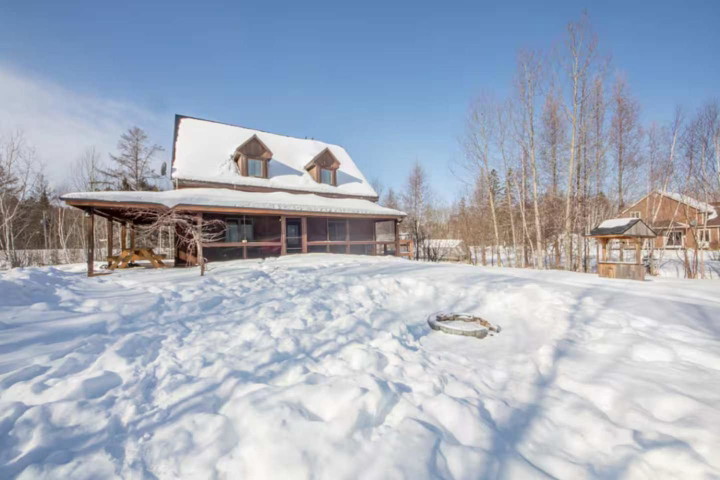 Spa & Kenogami Lake - Chalet Le Rustik - Saguenay