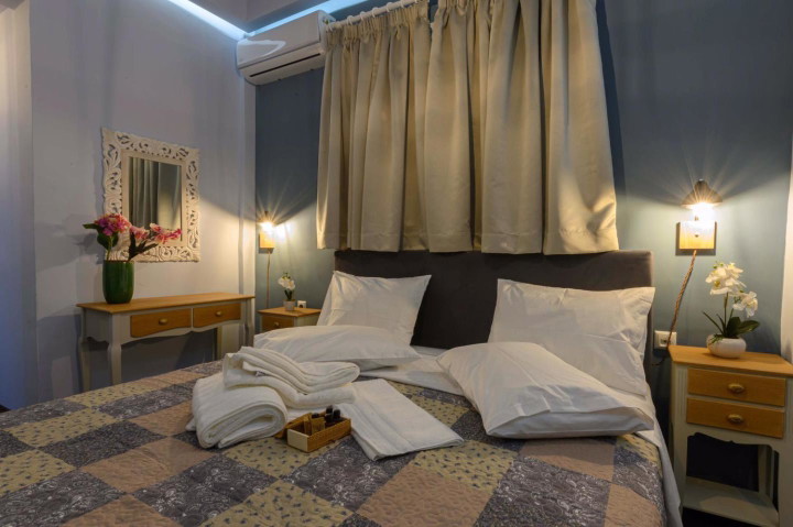 Central Rooms - Kalamata