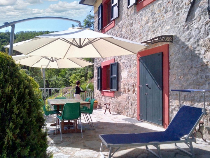 Charming Villa In Barga With Enclosed Garden And Fireplace - Tuscany