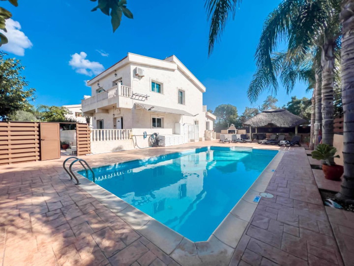 Fame Villa With Private Pool And Gazebo - Ajia Napa