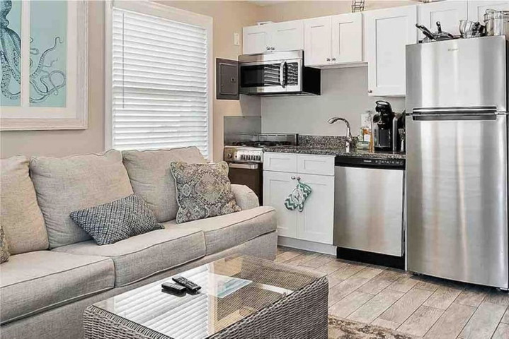 33rd Unit 2 Island Time Parking Beach 2 Blocks Away - New Jersey