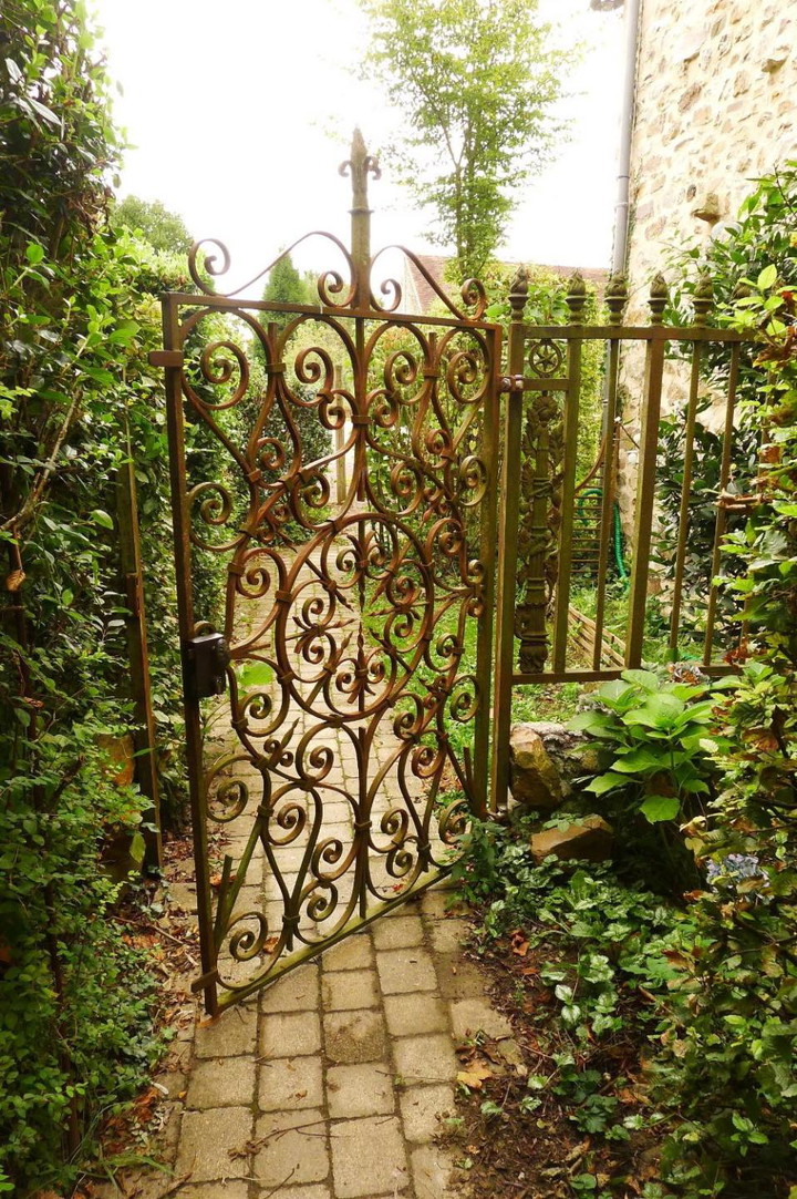 La Cage Aux Oiseaux - Orne