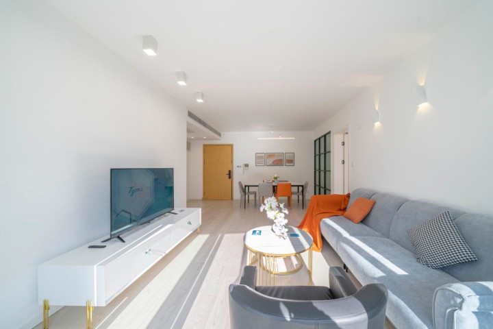 Tyms 2br Serviced Apt Near Metro Xujiahui Center - Shanghai