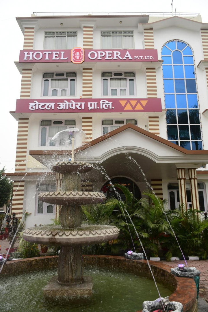 Hotel Opera - Tanakpur