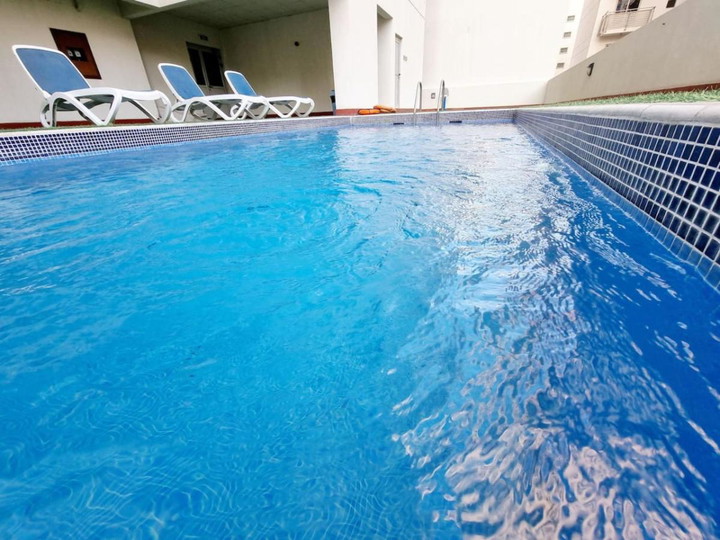 Aspire Tower # Elegant Classic 1br With Pool And Gym - Bahrain
