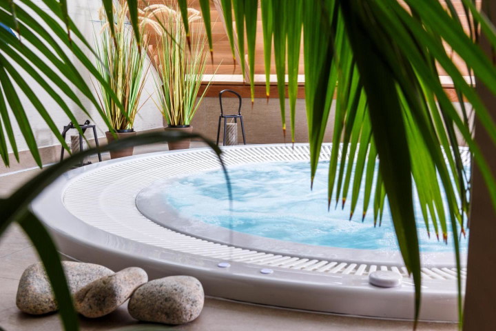 Best Western Les Bains Hotel Et Spa - Lannion