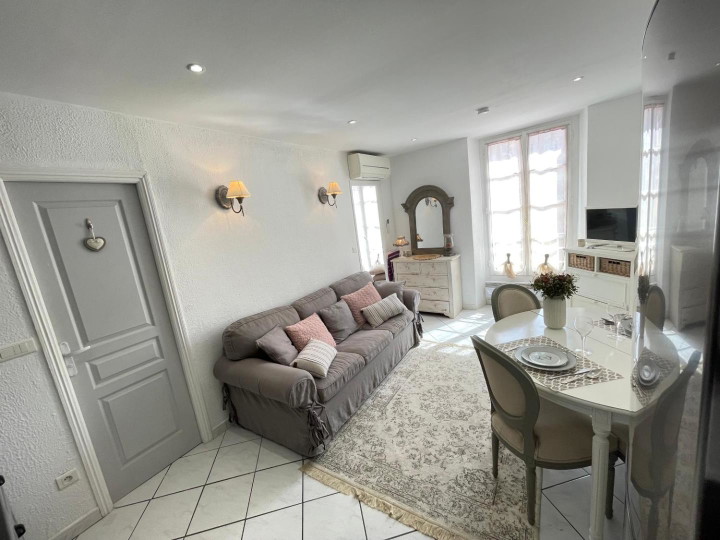Nice Renting - 9 Massena - Spacious Apartment Massena Square - Ac - Fully Equipped - Saint-Jean-Cap-Ferrat