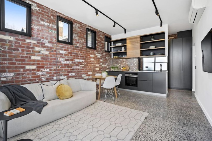The Pix Studio Modern Industrial Stay - Geelong