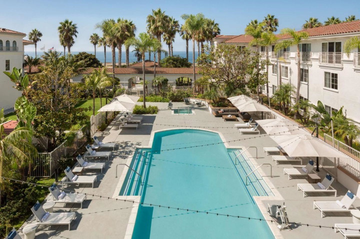 Hilton Garden Inn Carlsbad Beach - Carlsbad, CA