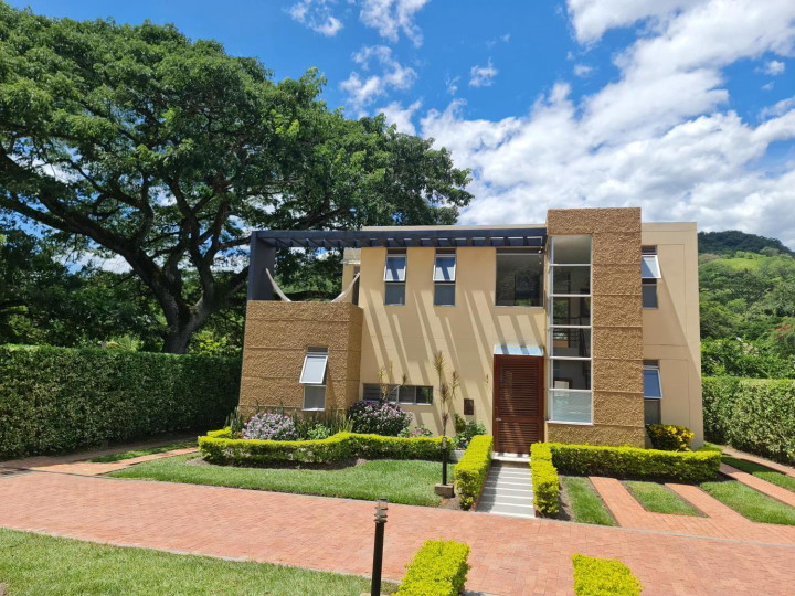 Acata - Condominio Campestre / Casa - Villeta