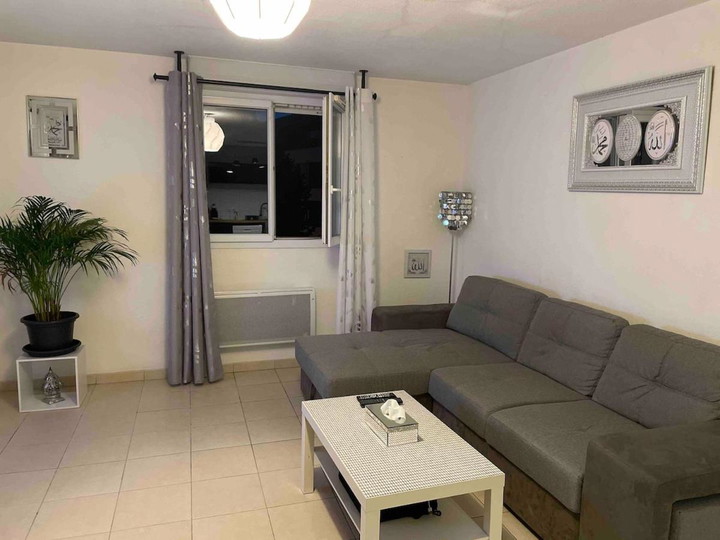 Secured Residence Apartment With Swimming Pool - Septèmes-les-Vallons