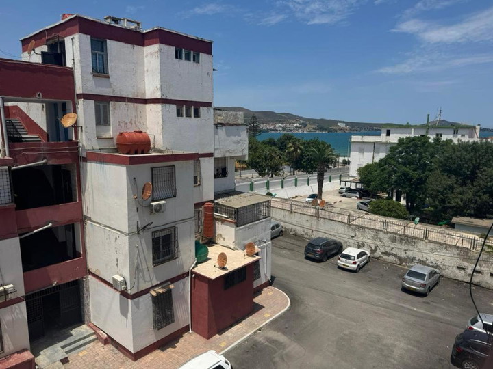 Appartement T3 - 100m De La Mer - Parking - Saint Cloud - Annaba