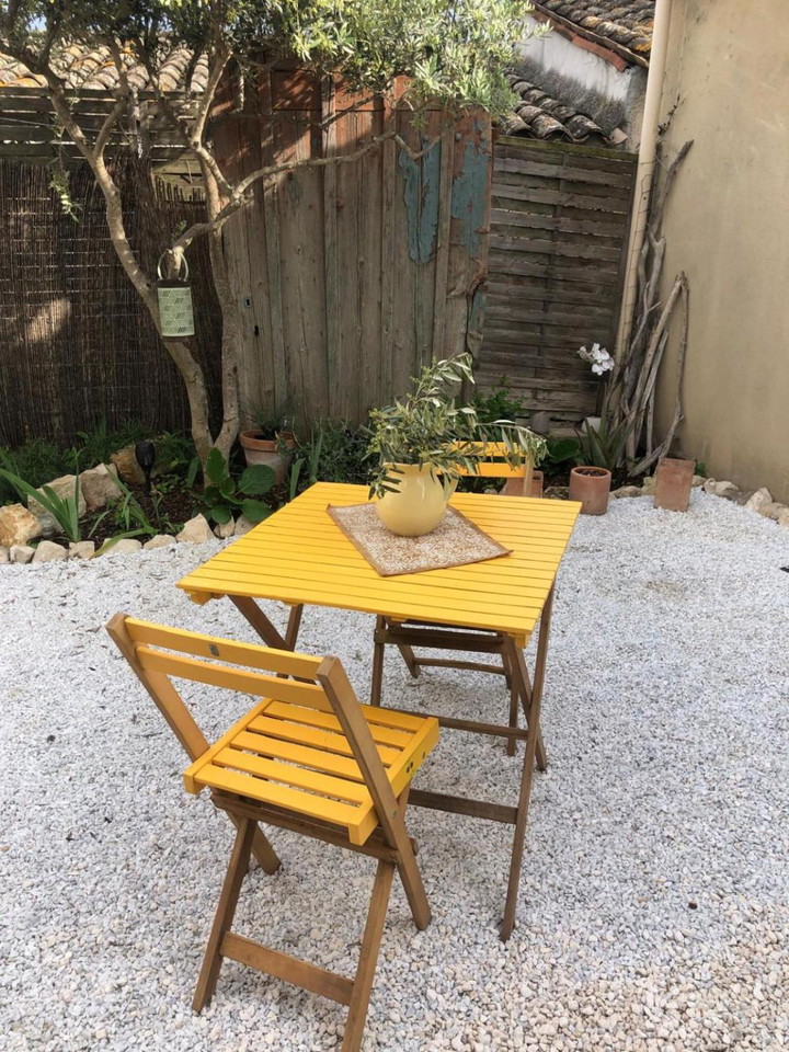 Parenthèse Caumontoise . - Vaucluse