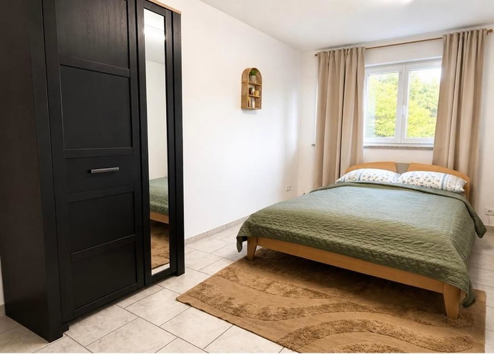 Gemütliches Privatzimmer Mit Doppelbett In Aschaffenburg-damm - Aschaffenburg