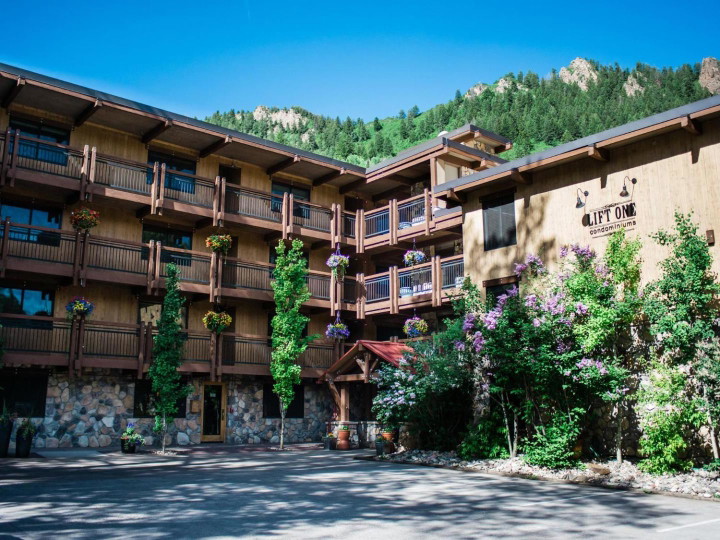 Lift One Condominiums - 1, 2, 3 Bedroom Units Adjacent To Downtown Aspen - Aspen, CO