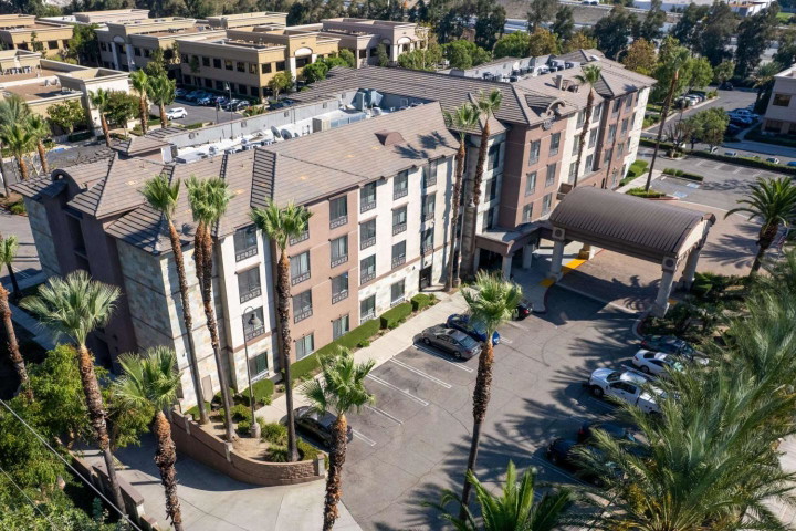 Country Inn & Suites By Radisson, Ontario At Ontario Mills, Ca - Fontana, CA