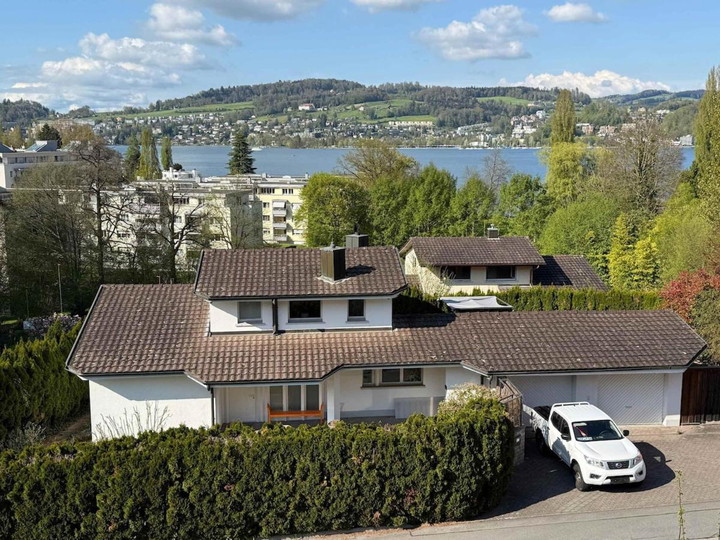 Spacious House With Partial Lake View - Lucerne