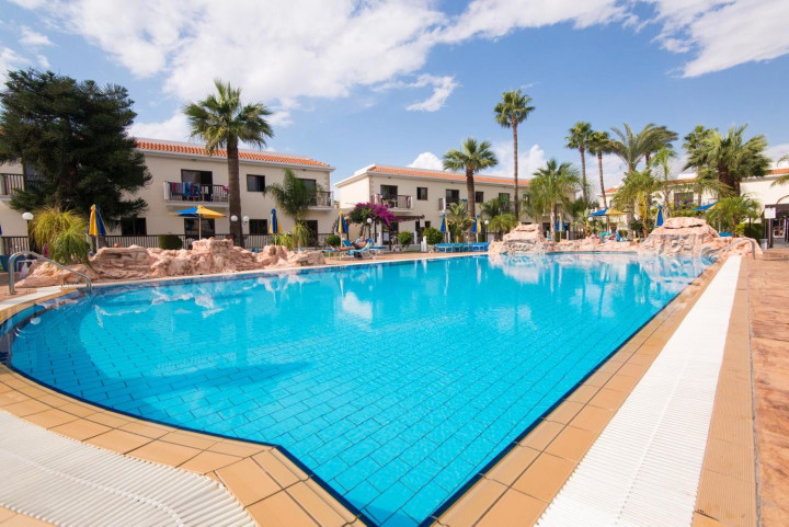 Loutsiana Deluxe Apts - Cyprus