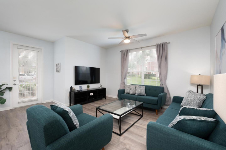 Epic Universe Large Condo With Pool Table, Vista Cay - 2003 - Winter Garden, FL