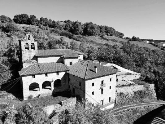 Palacio De Aralar Grande Familias - Navarra