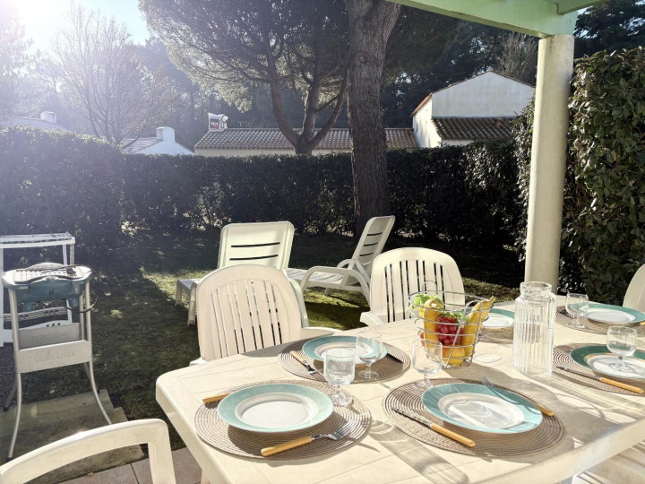 Maison De Vacances Boisée 2 Chambres Avec Terrasse - Saint-Jean-de-Monts