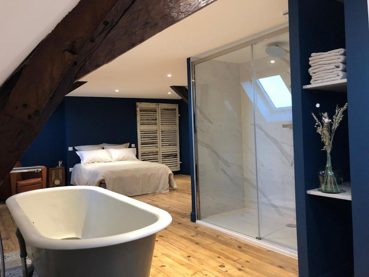 Les Chambres Berguoises Superbe Chambre Au Coeur De Bergues - United Kingdom