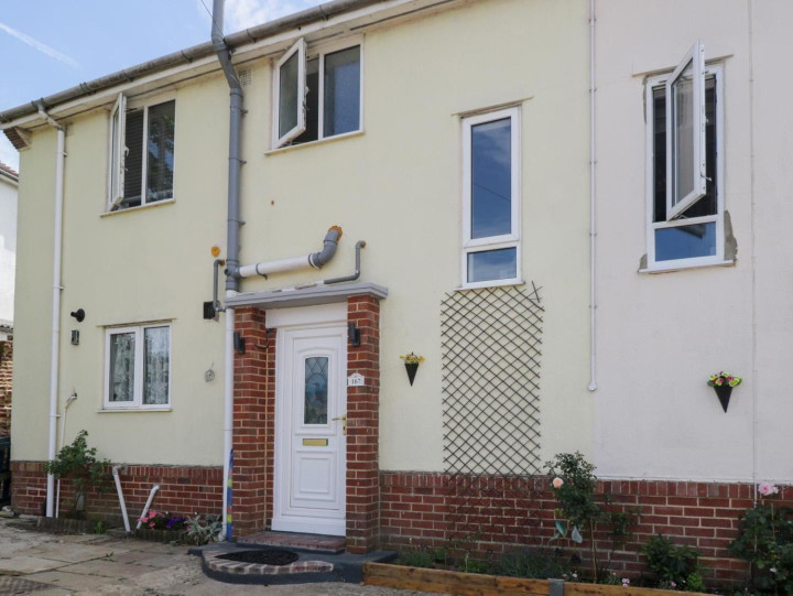 167 Leybourne Avenue - Wimborne Minster