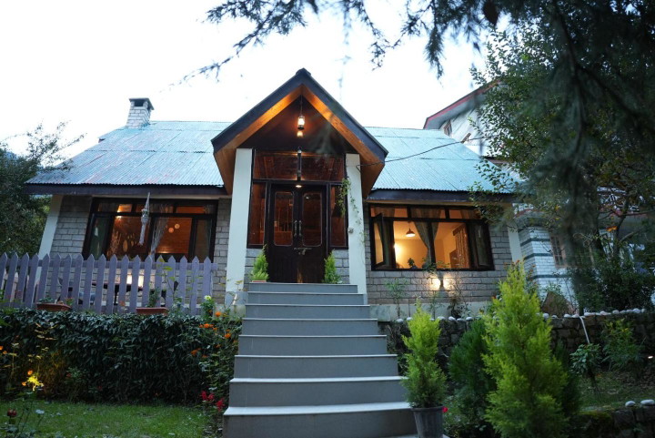 Rosette Cottage By Edenhomes - 마날리
