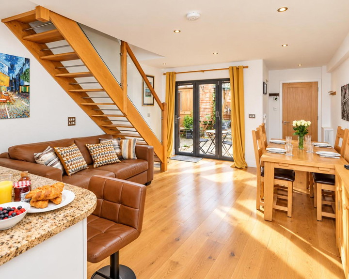 Peels Yard Central Henley Townhouse - Henley-on-Thames